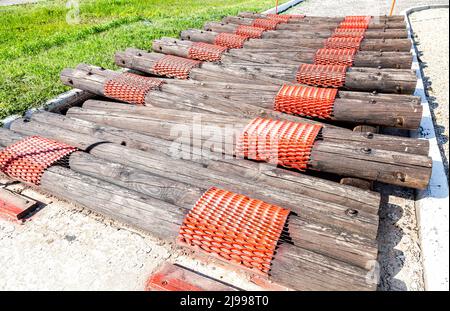 test drive of SUV car with obstacles on field Stock Photo - Alamy