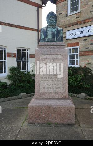 The Potto Brown Statue - Houghton, Cambridgeshire - England Stock Photo ...