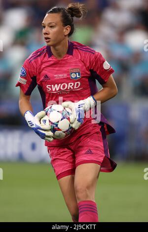 Christiane Endler (Olympique Lyonnais) looks on during the UEFA ...