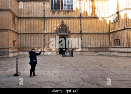 The Boolean Library Oxford,a copyright library, and the main library ...
