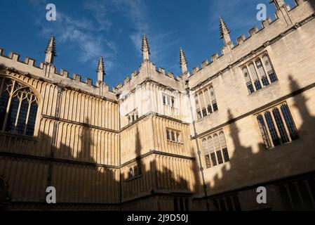 The Boolean Library Oxford,a copyright library, and the main library ...