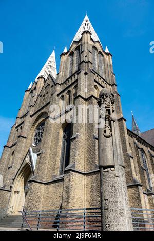 Deutschland, NRW, Solingen, römisch-katholische Pfarrkirche St. Clemens ...