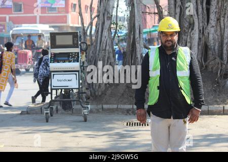 septic tank cleaning machine operator Stock Photo - Alamy