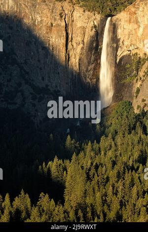 Yosemite Falls, the highest waterfall in Yosemite National Park ...