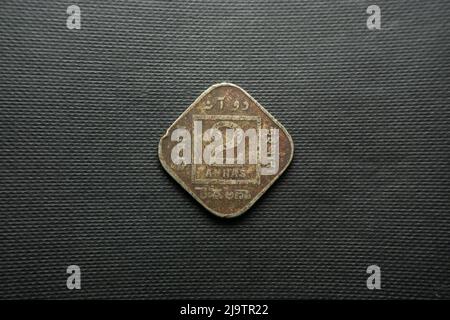 2 anna coin 1918 india Stock Photo - Alamy