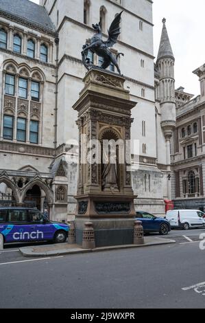 The Temple Bar Memorial marks the principal ceremonial entrance to the ...