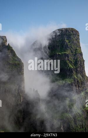 Beinisvord vertical sea cliffs, Suduroy Island, Faroe Islands Stock ...