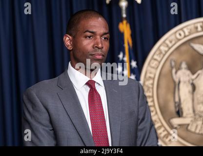 Antonio Delgado was sworn as Lieutenant Governor by Ritchie Torres ...
