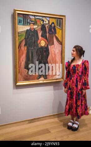 Four Stages Of Life by Edvard Munch 1902. the Bergen Art Museum in ...