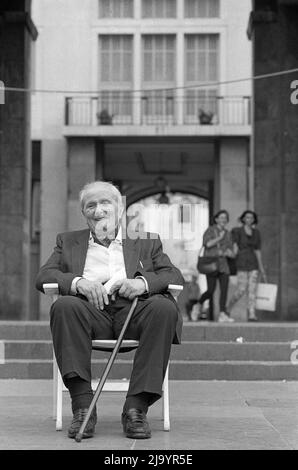 The philosopher Ludovico Geymonat (Milan, May 1991 Stock Photo - Alamy