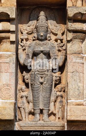 Lingodbhava Statue of Lord Shiva on Gopuram of Nataraja Temple ...