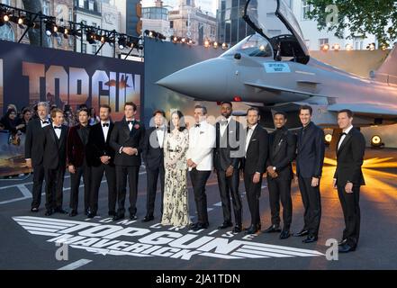 Christopher McQuarrie, Jerry Bruckheimer, Danny Ramirez, Glen Powell ...