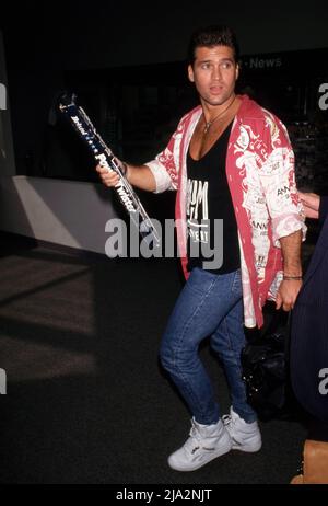 Billy Ray Cyrus 1993 Credit: Ralph Dominguez/MediaPunch Stock Photo - Alamy