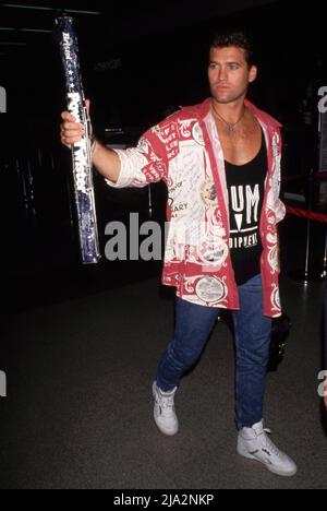 Billy Ray Cyrus 1993. Credit: Ralph Dominguez/MediaPunch Stock Photo ...
