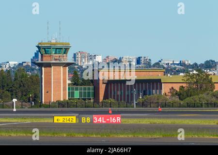 The old aircraft control tower of Sydney (Kingsford Smith) Airport in ...