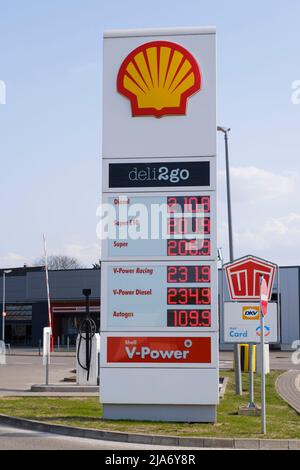 Price tag at a SHELL gas station Stock Photo - Alamy