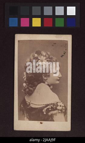 Mila Röder (1847-1887), singer, Loescher & Petsch, photo studio, Date ...
