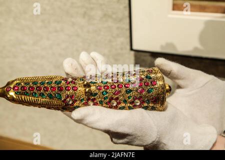 A fine gold-inlaid Indian dagger, Kotah, 18th/19th century Slightly ...