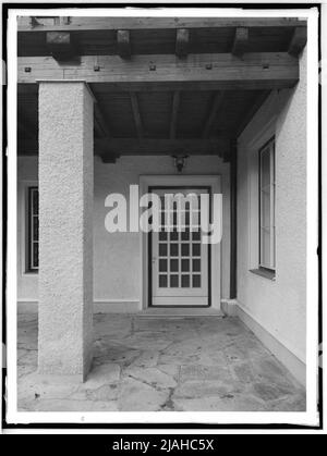 Kindergarten school (?), External view Stock Photo - Alamy