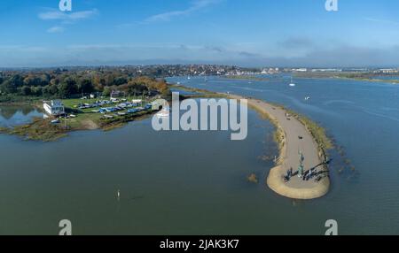 Byrhtnoth statue at the esplanade of the tourist town of Maldon in ...