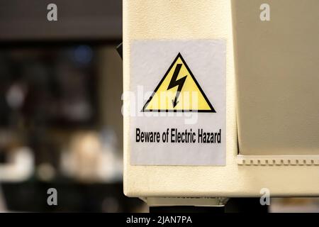 Generic High Voltage Danger Sign, symbol. Warning icon Stock Photo - Alamy