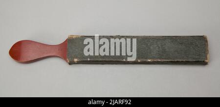 Razor sharpening tool Stock Photo - Alamy