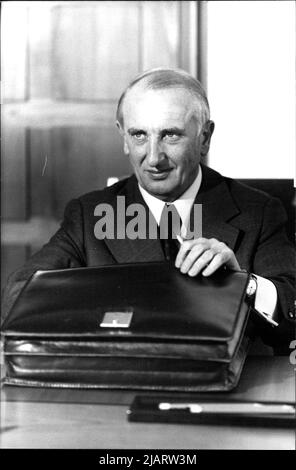 Der Fraktionsvorsitzende der SPD im Bundestag, Peter Struck ...