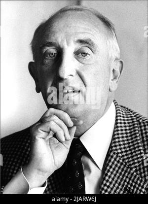 Der Fraktionsvorsitzende der SPD im Bundestag, Peter Struck ...