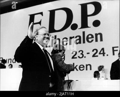 Martin Bangemann, deutscher Politiker, Wirtschaftsminister und ...