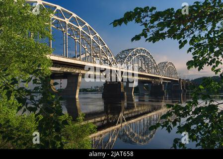 New Darnytskyi Bridge across Dnipro river in Kyiv, Ukraine on sunset ...