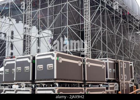 Boxes for musical equipment. Shipping case. Boxes for concert equipment ...
