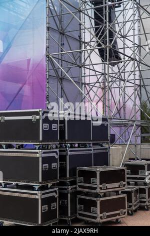 Boxes for musical equipment. Shipping case. Boxes for concert equipment ...