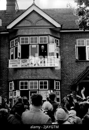 MR. CHURCHILL'S TOUR - Mr. Winston Churchill addressing the crew of a ...