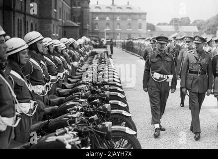 Royal Military Police Special Investigation Branch (SIB) using high ...