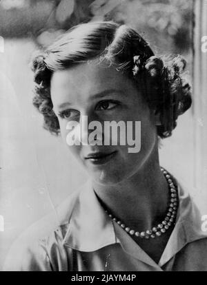 Alexandra Day , 1936 . The Duchess of Kent , President of the Queen ...