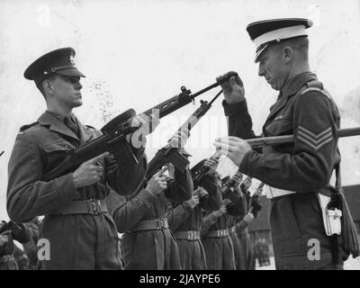 New Rifle Drill For British Army - A demonstration by a squad of Guards ...