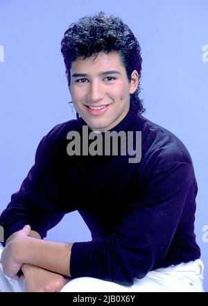 Mario Lopez portrait session done in studio 1990 Credit: Ron Wolfson ...