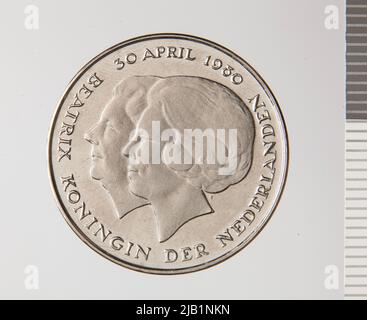 Netherlands, Beatrycze (1980 2013), 2 ½ Gulden, Utrecht; 1980 Beatrycze ...