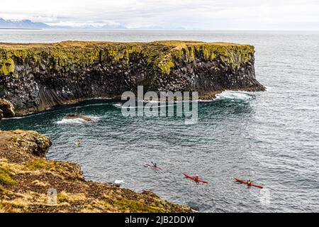 On the Icelandic coast between Arnarstapi and Hellnar Stock Photo - Alamy