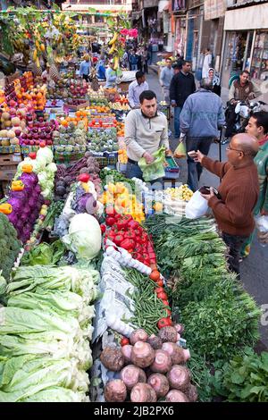 Egypt, Cairo Vegetable market in the city center Stock Photo - Alamy