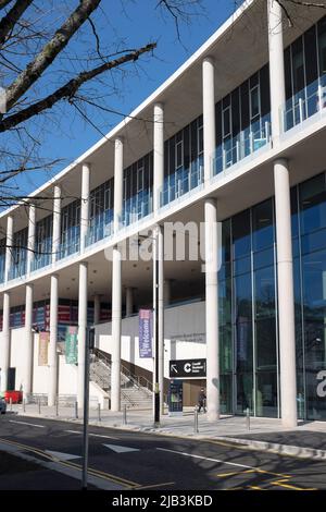 The Cardiff University Students Union building Wales. Urban Railway ...