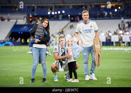 Toni KROOS (Real) his children, family, daughter, child, son, Soccer ...