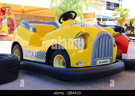 Coin operated Bumper Car kiddie ride Stock Photo - Alamy