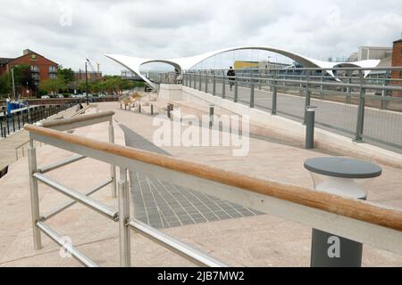 Hull Murdoch Connection footbridge, connecting the city with the ...