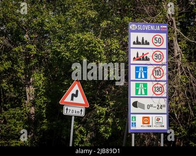 Road sign indicating boundary of the Transport for London low emission ...