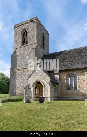 Icklingham church England UK Stock Photo - Alamy