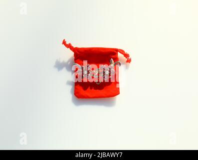 Flower brooch pin vintage costume jewelry fashion accessory woman ...