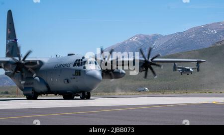 Airmen from the 152nd Communications Flight and 152nd Operations Group ...