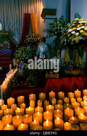 Miracle Virgin Church, Altar with a Christ statue, Miraflores, Lima ...