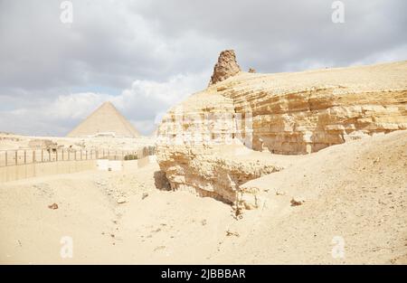 Giza's Gebel Gibli Hill Stock Photo - Alamy